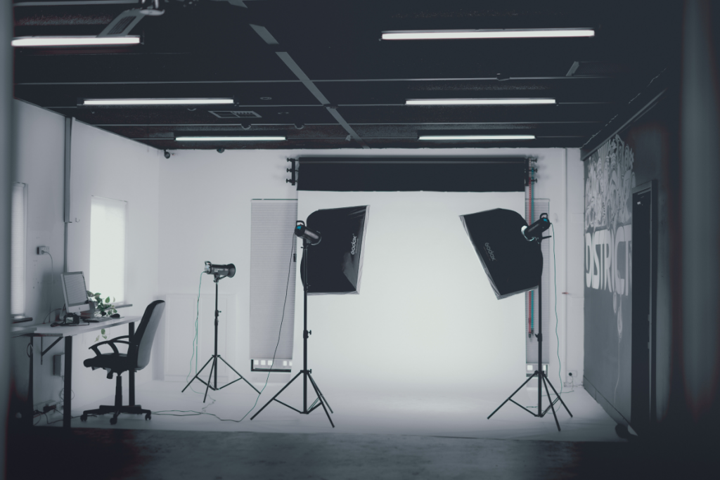 Ruaang Selfie Studio - Ruaang is a self-portrait studio with no ...